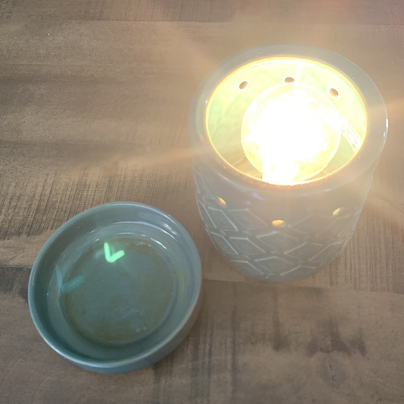 Scentsy | Other | Teal Scentsy Pot | Poshmark